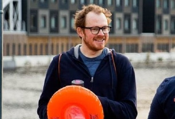 Spotlight on Tom: What it’s like to volunteer for Samaritans - Dot Dot ...